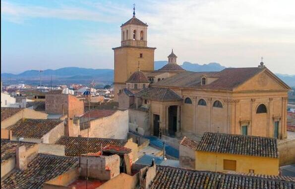 “Spansk by forbyder offentlige fejringer af islamiske festivaler ...